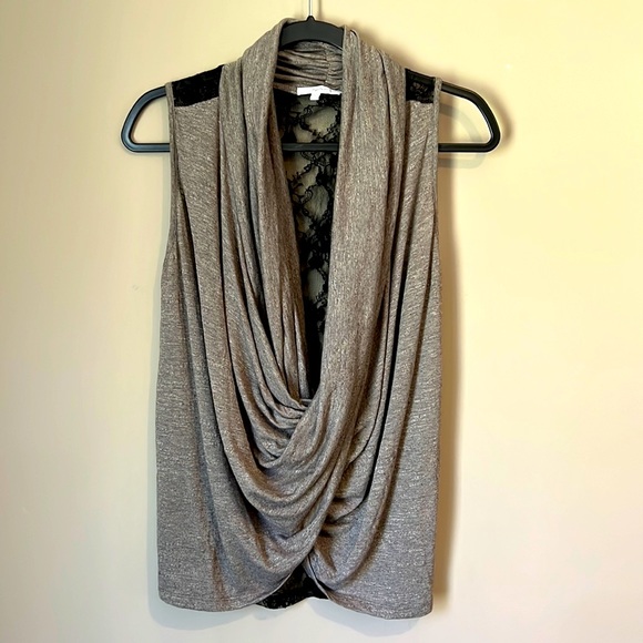 Mystree | Tops | Beautiful Mystree Cross Front Top | Poshmark